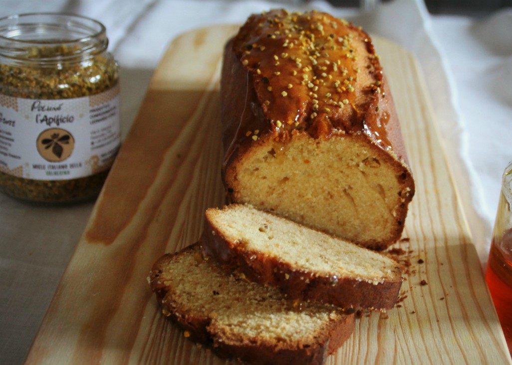 Plumcake miele e polline - La Maga in Cucina